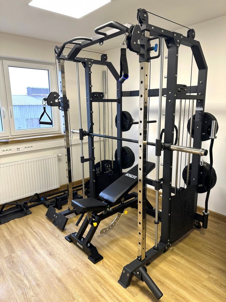 2023/Firemní fitko Kovalovice :: POSILOVACÍ-STROJE.COM